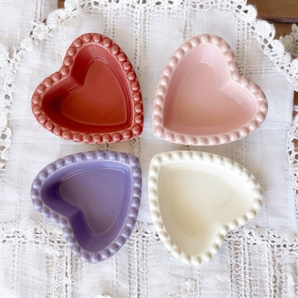 Williams Sonoma | Kitchen | Williams Sonoma Beaded Heart Ramekins Set ...